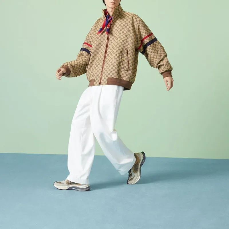 GUCCI Gg Cotton Canvas Bomber Jacket 50 - POIZON GUCCI Gg Cotton Canvas Bomber Jacket 50 - POIZON