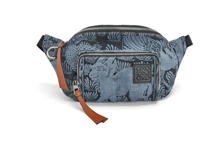 LOEWE Fanny Packs - POIZON