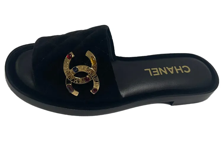 CHANEL Slide Women - POIZON