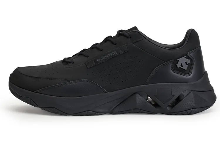 DESCENTE TRAINING Training Shoes Men - POIZON