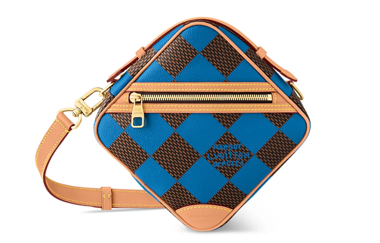 LOUIS VUITTON Men Chess Crossbody Bag - POIZON