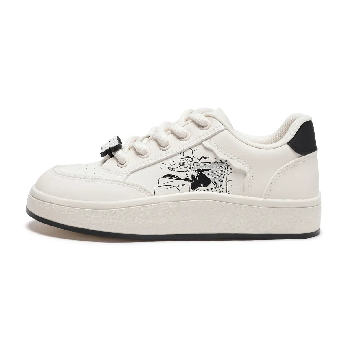 Hotwind Mickey family series Skateboarding Shoes Women - POIZON