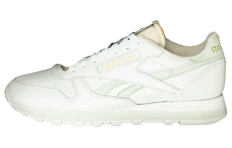 Reebok Classic Leather Lifestyle Shoes Men - POIZON