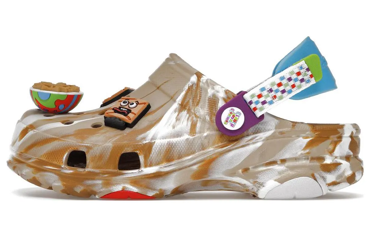 Crocs Classic Clog Cinnamon Toast Crunch GS - POIZON