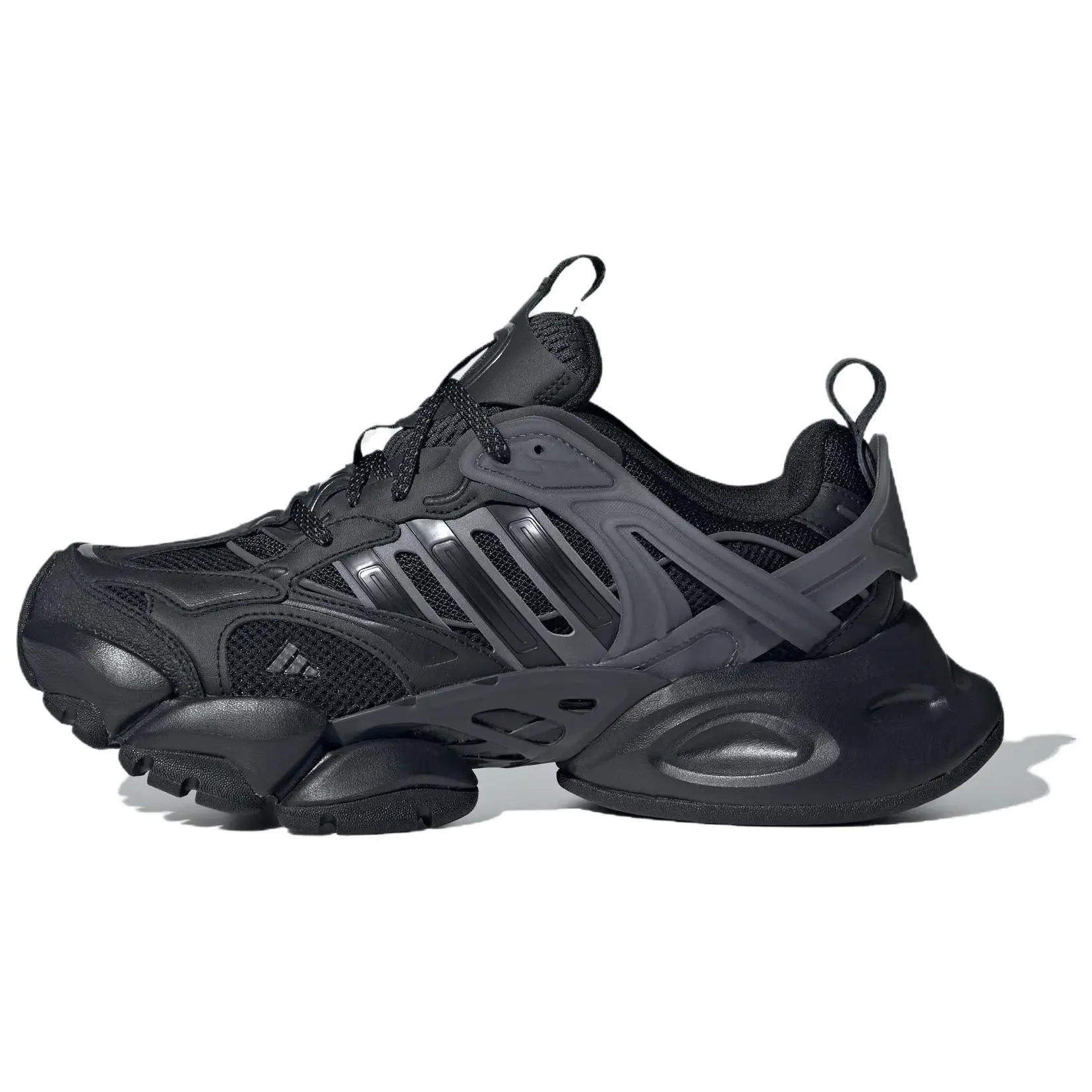 adidas XLG RUNNER DELUXE Running Shoes Unisex - POIZON