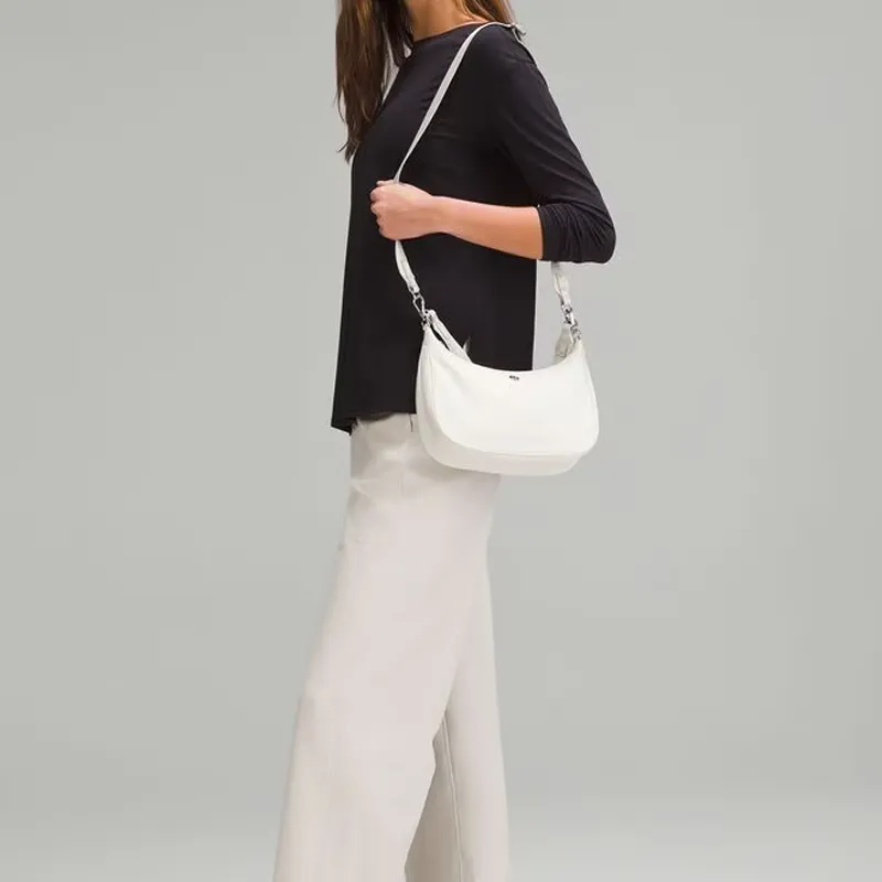 Lululemon Shoulder Bags Bone White - POIZON Lululemon Shoulder Bags Bone White - POIZON